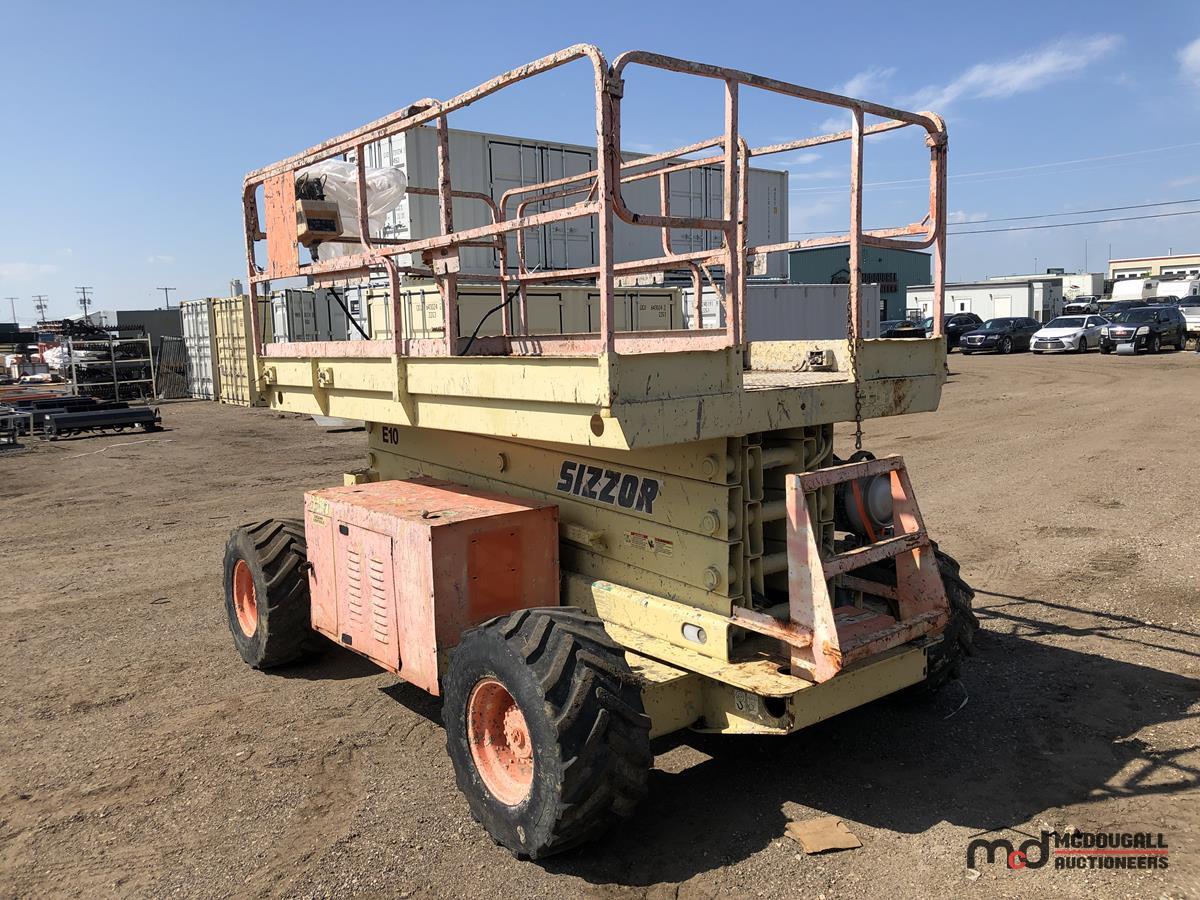 2000 JLG 33 RTS E-10 Scissor Lift